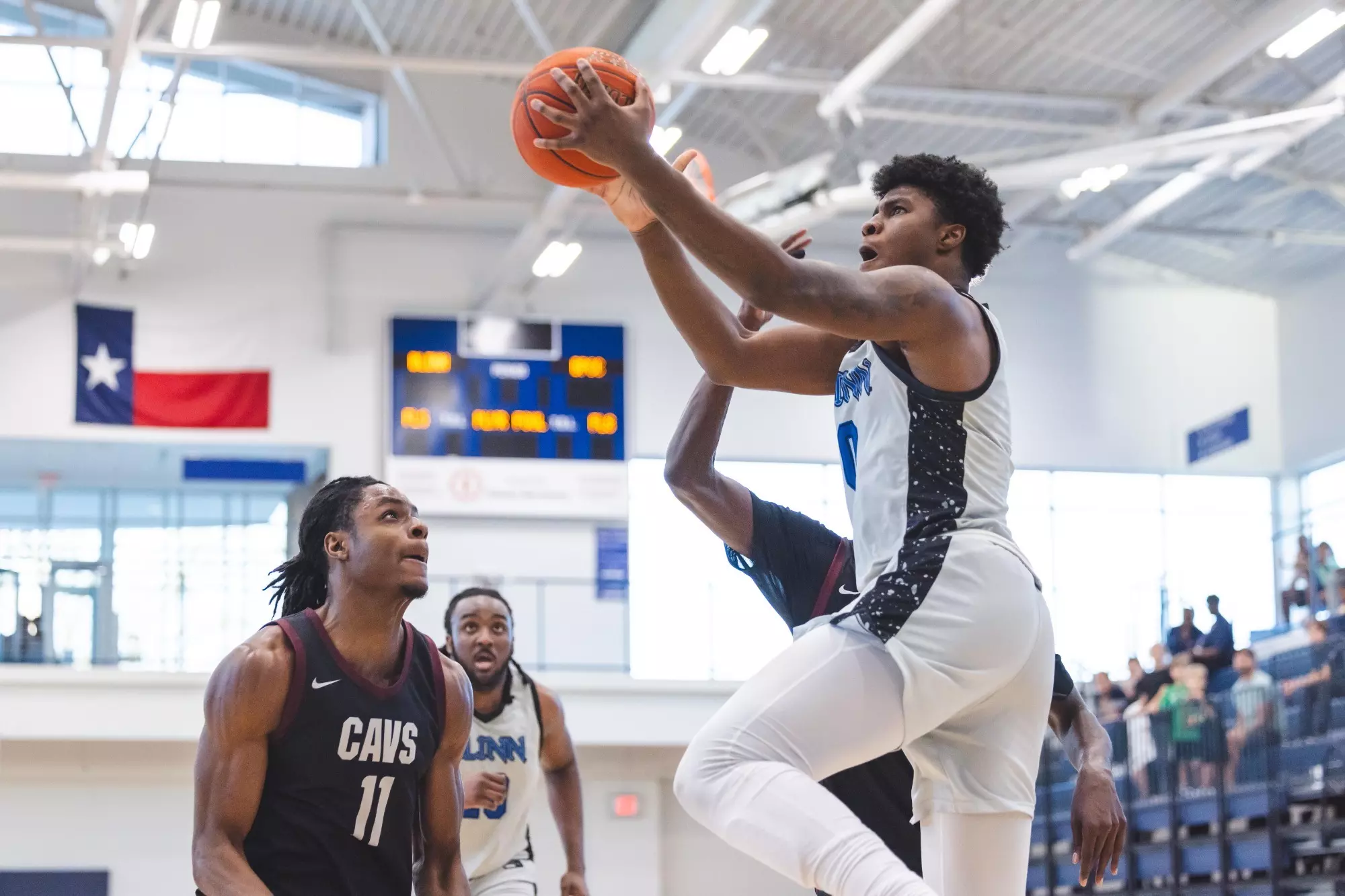 BUCCANEER MEN BEAT BOSSIER PARISH 65-63 IN HOME FINALE – KWHI.com